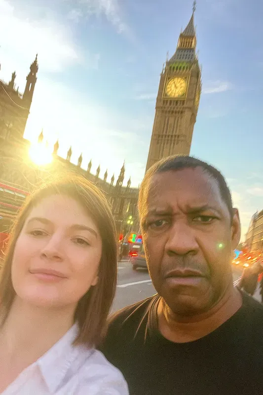 Awkward Candid Selfies ChatGPT Image Prompt | PromptBase